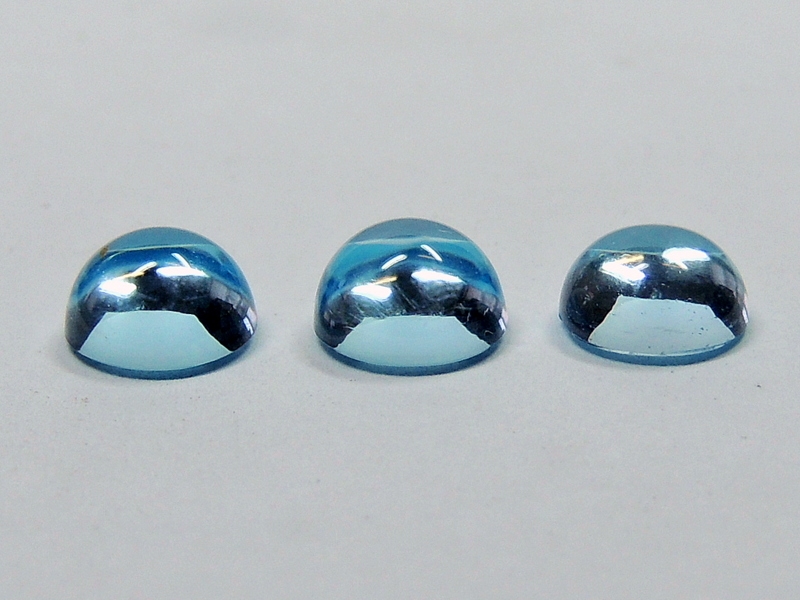 Топаз, круг 7 мм., кабошон, вес 1,85 ct. | 410.00 rur | 2001